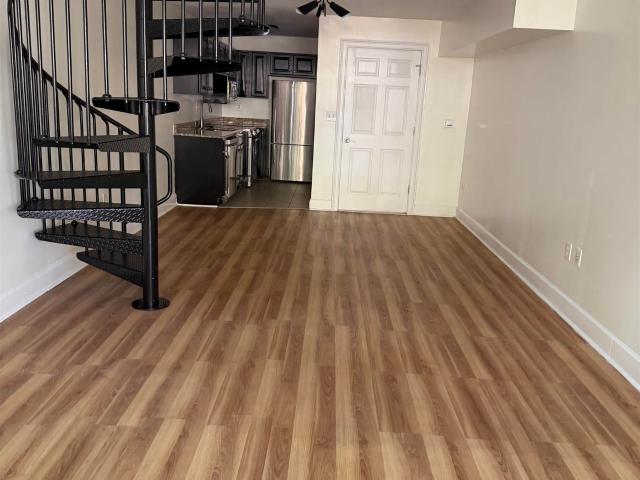 1520 Main Street