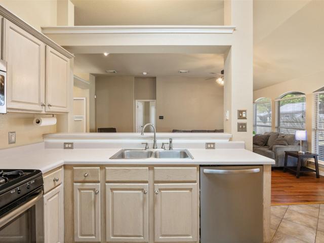 1520 Brandi Cir