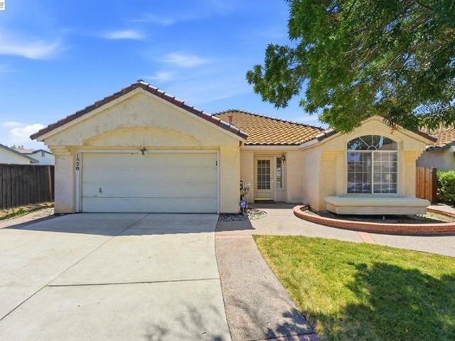 1520 Deer Run Ln, Tracy, CA 95376