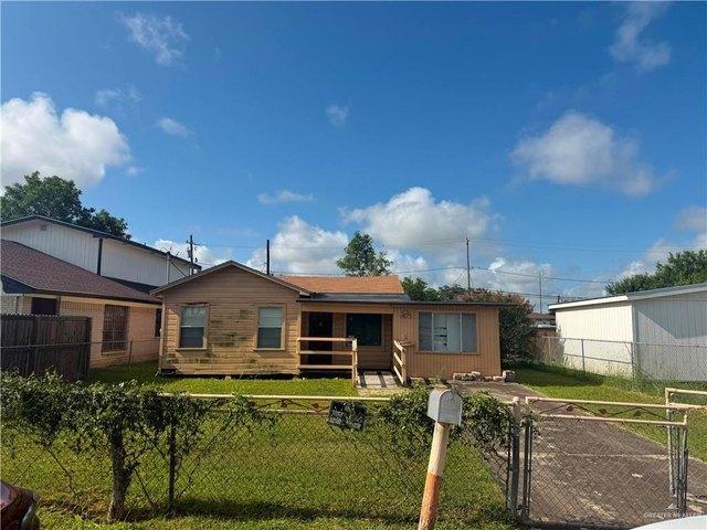 1520 E 7th St, Weslaco, TX 78596