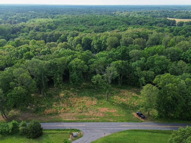 1520 E Lovelaceville Florence Station Road