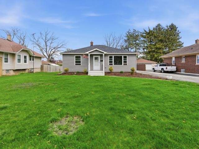 1520 Hosmer Street