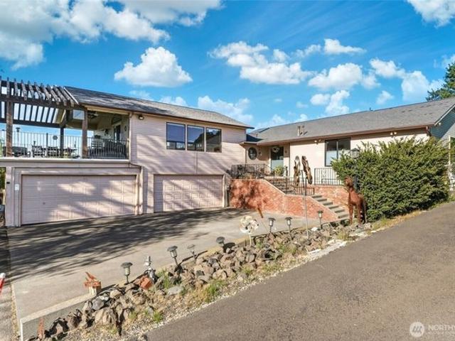 1520 Kaniksu Loop Rd, Walla, WA 99362