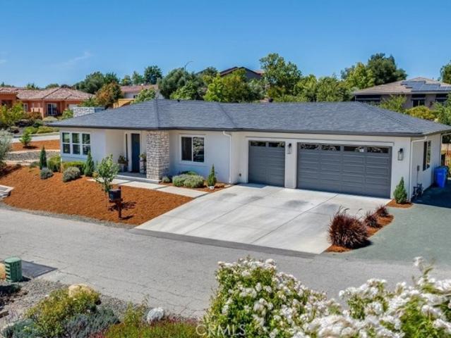 1520 Lyle Lane