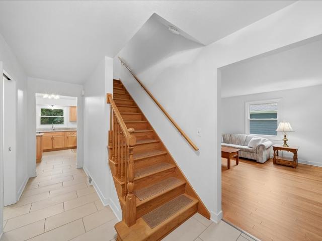 1520 Lark Lane