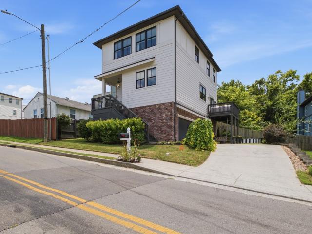 1520 Litton Ave