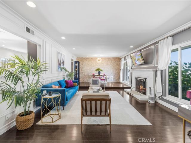 1520 Rugby Cir