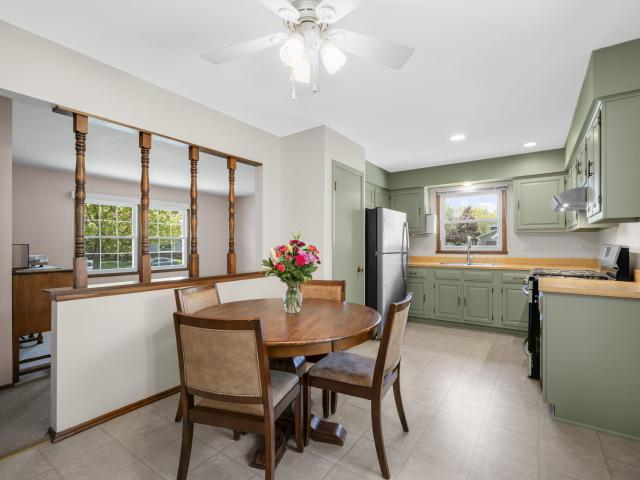 1520 Riverdale Dr