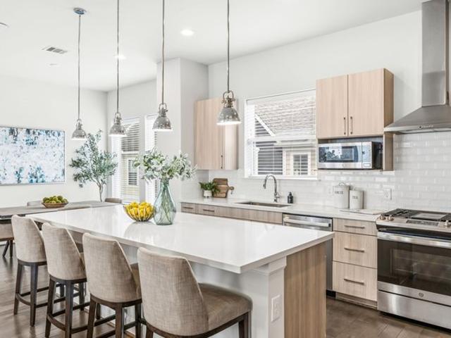 1520 Rosalie St, Houston, TX 77004