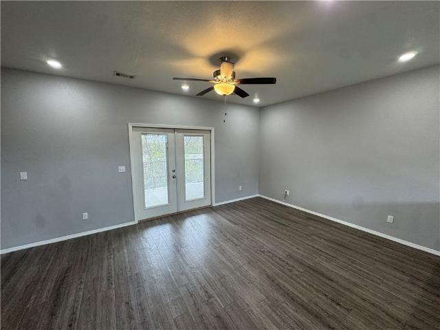 1520 S Razorback Road