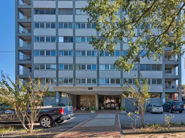 1520 Senate Street