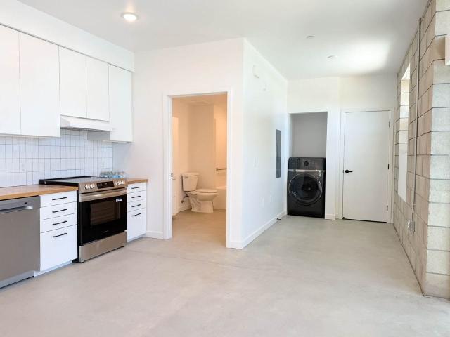 1520 Tyler House Studio Apartment for Rent at 1520 Tyler Ave, San Diego, CA 92103 University Heights