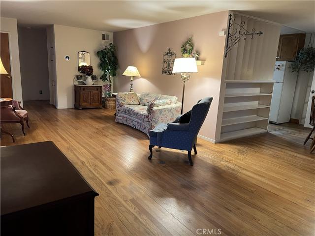 1520 Tamarack