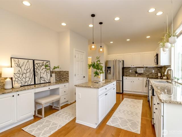 1520 th Ave SE, Everett, WA 98208 | MLS #2480