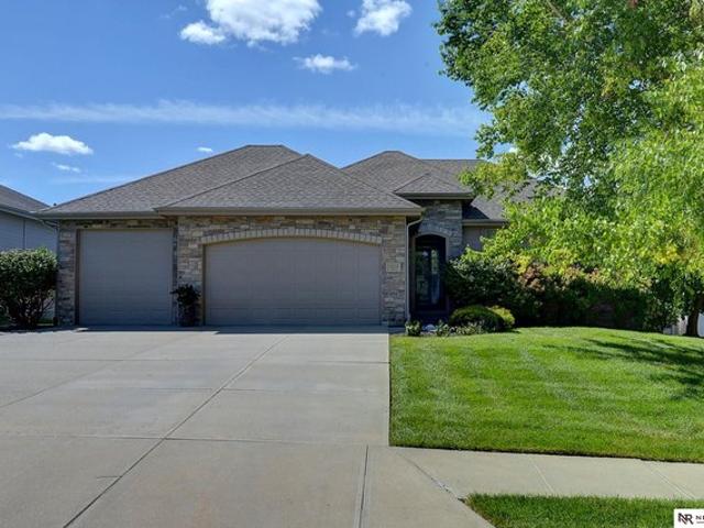 15213 Norwick Dr, Omaha, NE 68116
