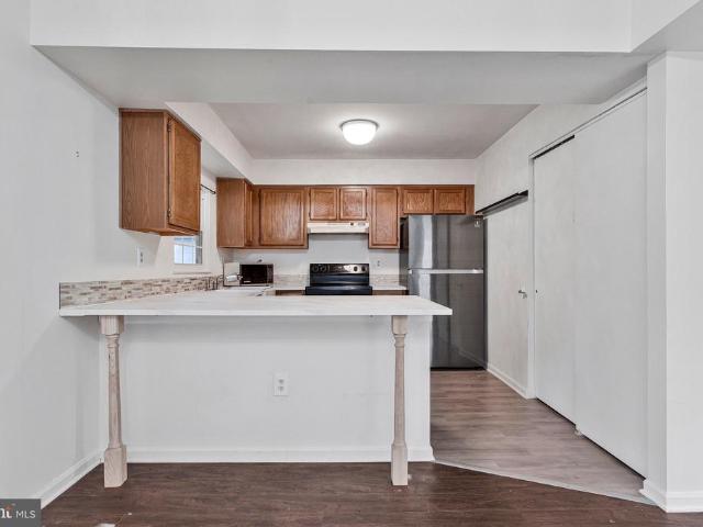 15210 Endicott Drive