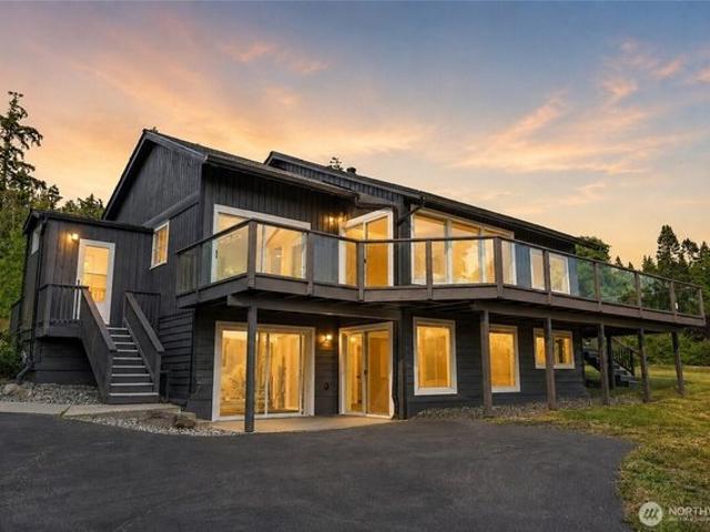 15210 Gibralter Rd, Anacortes, WA 98221