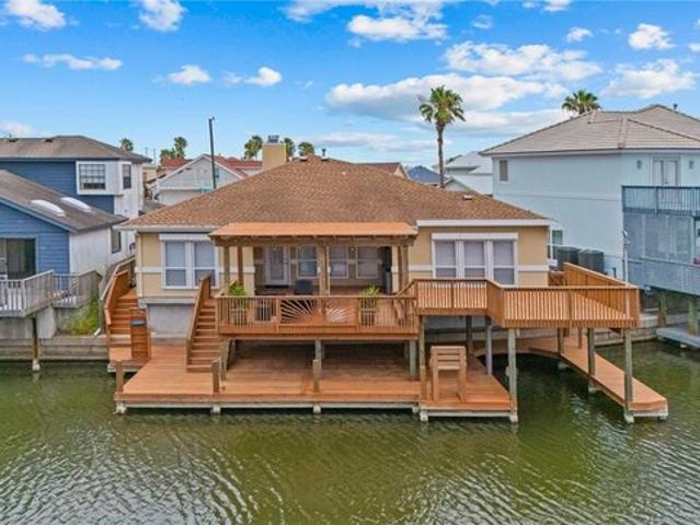 15210 Isla Pinta Ct, Corpus Christi, TX 78418