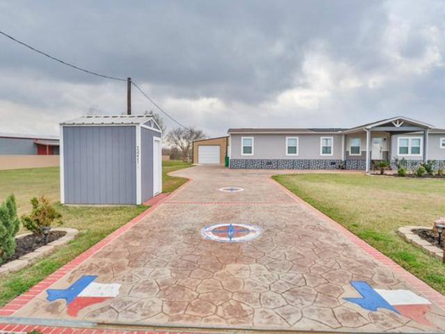 15211 Linda Ln, Santa Fe, TX 77517