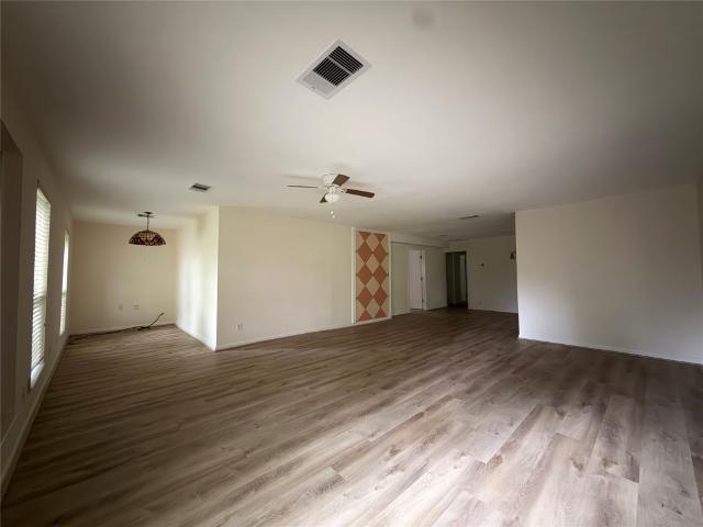 15212 Cedar Cir, Conroe, TX 77302 | MLS #3466 | Compass