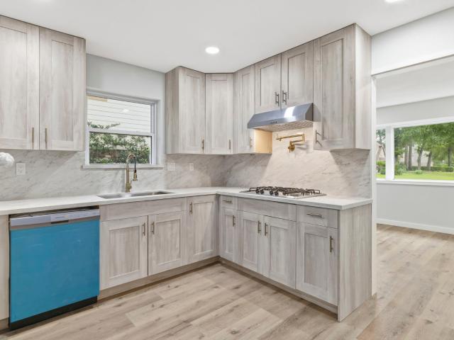 15215 Parkville Drive