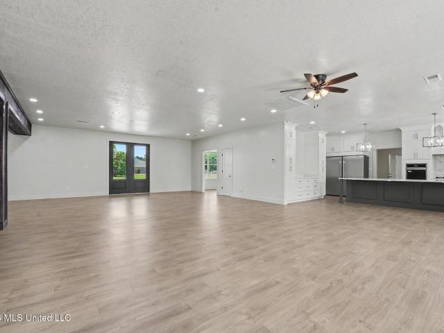 15216 Shriners Boulevard