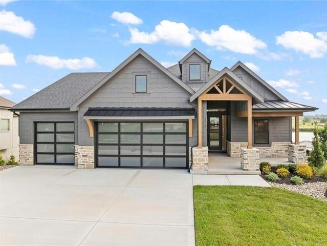 15219 W 161st Ter, Olathe, KS 66062