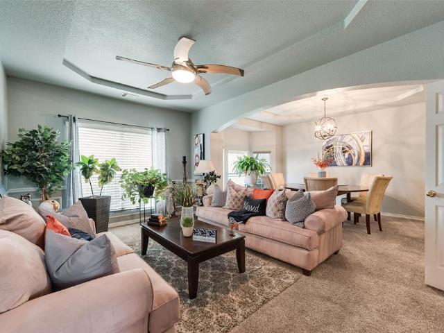 1521 Mountain Laurel Ln, DeSoto, TX 75115 | MLS #21256
