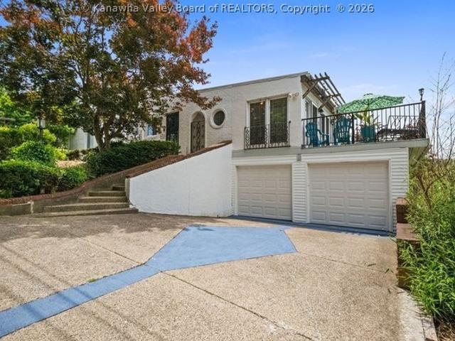1521 Clark Rd, Charleston, WV 25314