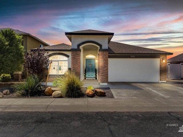 1521 E Hobble Creek Dr, Safford, AZ 85546