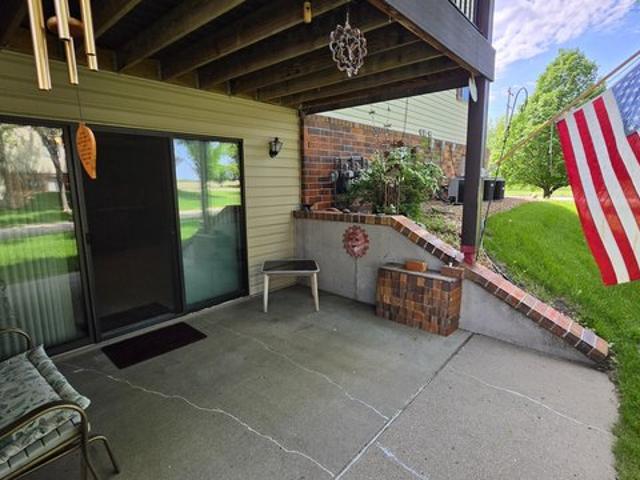 1521 E Melgaard Rd Apt 101, Aberdeen, SD 57401
