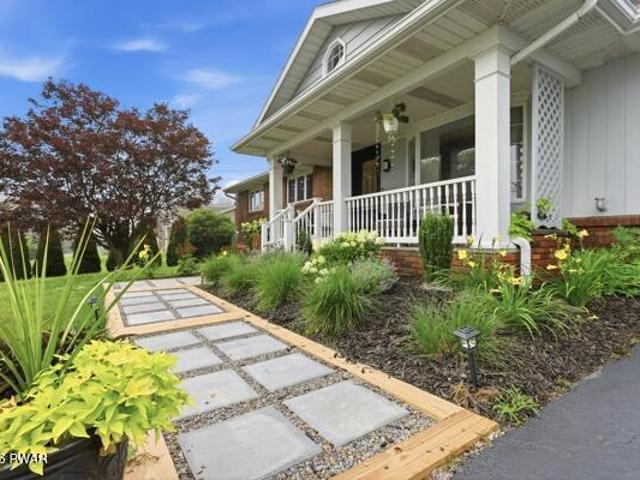 1521 Heart Lake