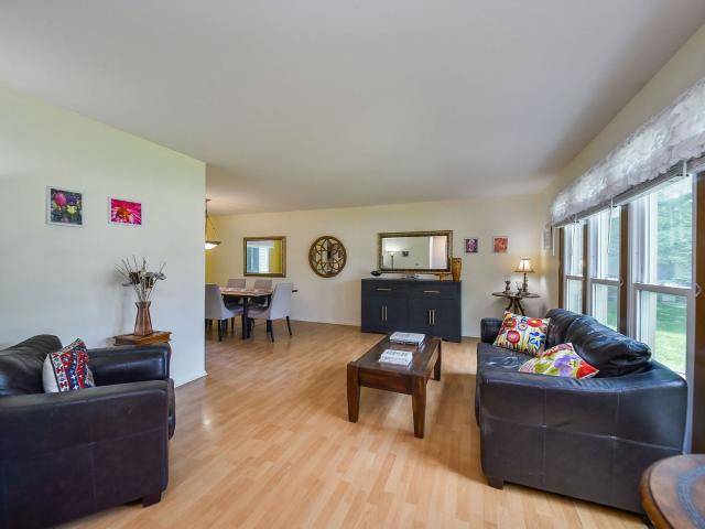1521 Hillcrest Court