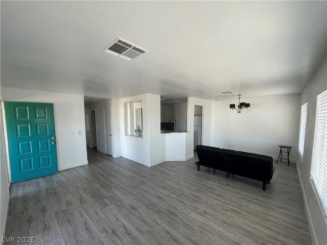 1521 Linnbaker Lane 203