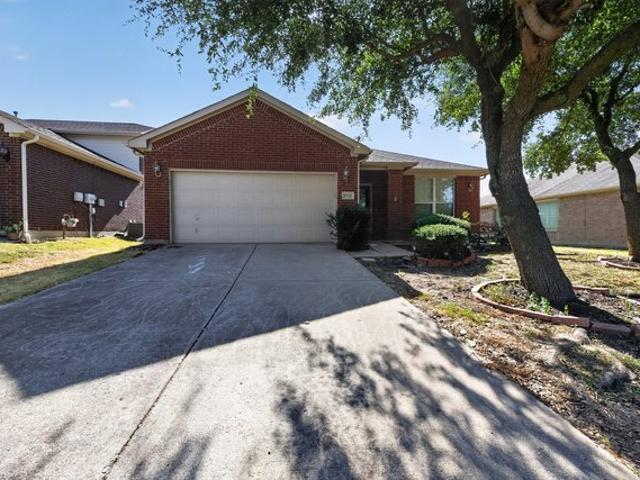 1521 Stanford Dr, Van Alstyne, TX 75495