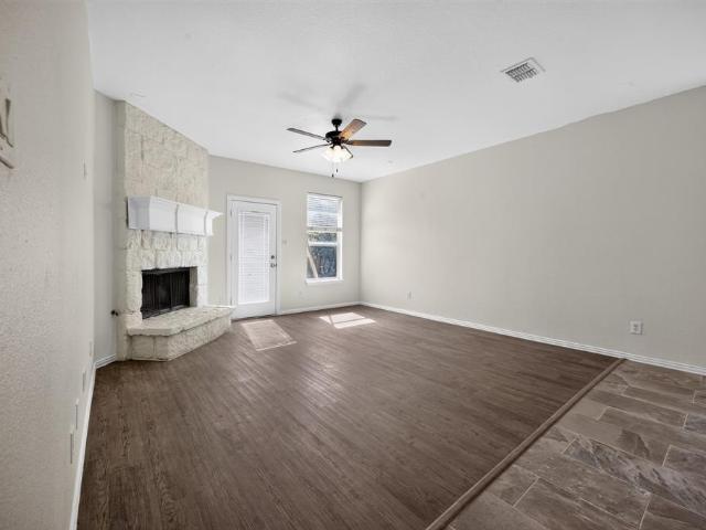 1521 Stanford Drive