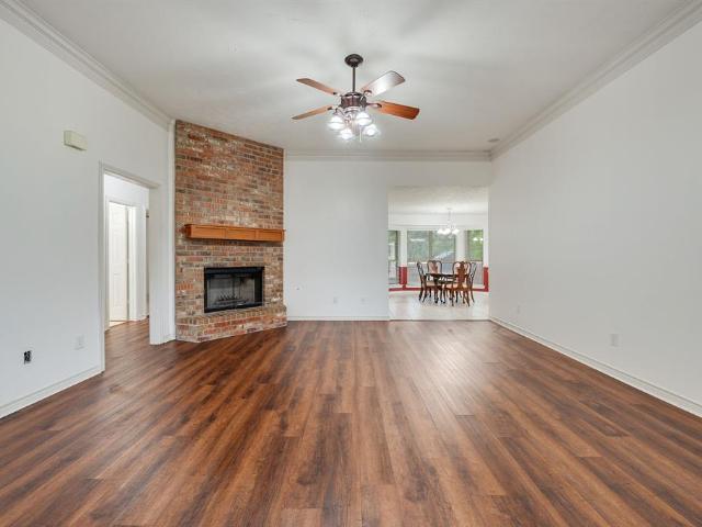 1521 Strasburg Circle
