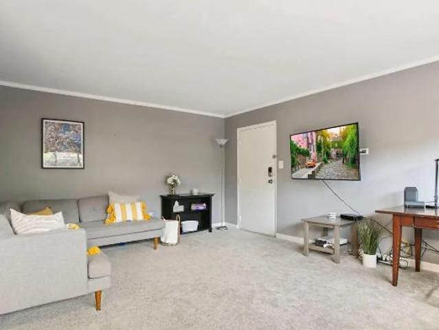 1521 S George Mason Drive # 1