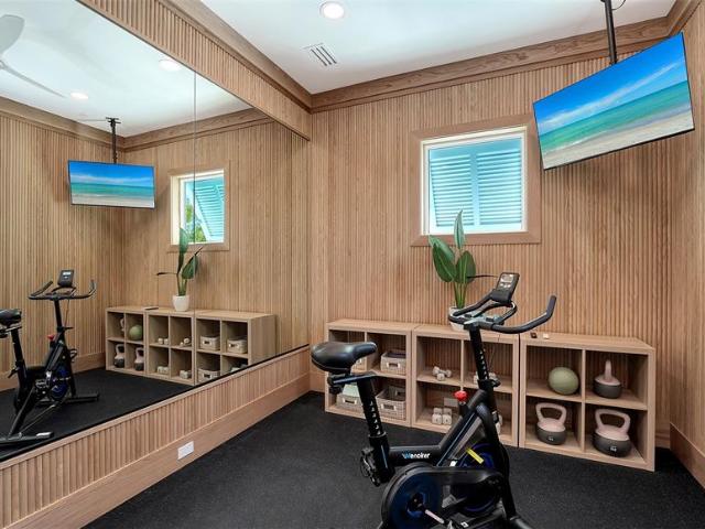 1521 S Lake Shore Dr, Sarasota, FL 34231 | MLS #A4637