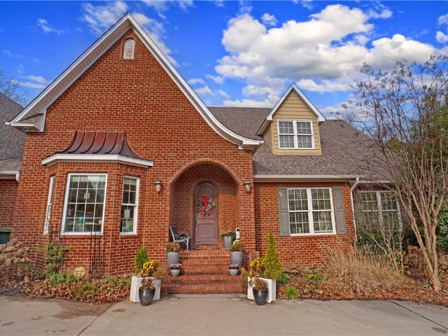 1521 Skyline Vista Court