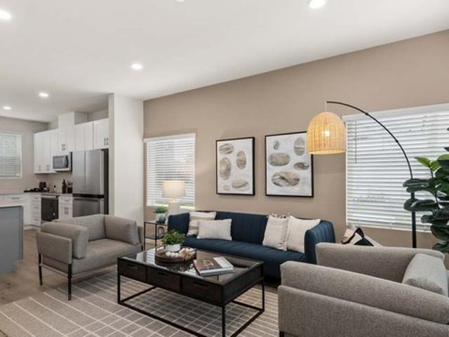 1521 th Ave W Apt A4, Lynnwood, WA 98087