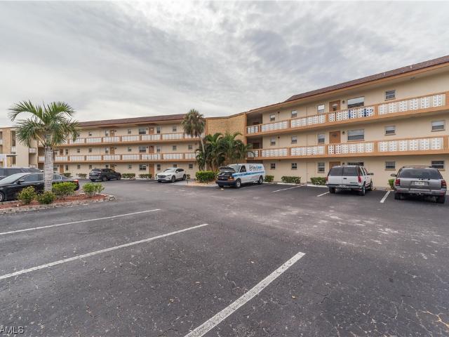 1521 Tropic Ter, North Fort Myers, FL 33903 | MLS #222045 | Compass