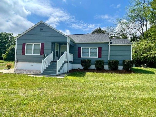 1521 Union Cross Church Rd, Yadkinville, NC 27055