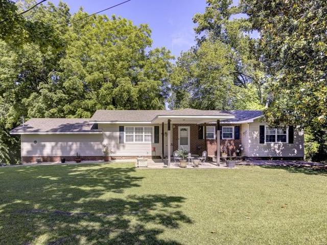 1521 Vicklan St, Vicksburg, MS 39180