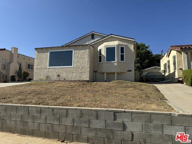 1521 W 104th St, Los Angeles, CA 90047