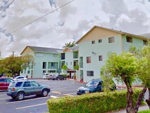 1521 W 42nd Pl Unit 18, Hialeah, FL 33012