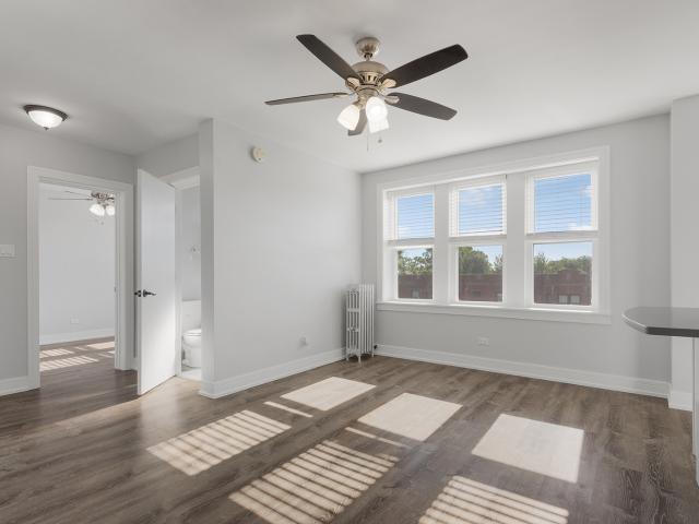 1521 W Sherwin Ave, Unit 504, Chicago, IL 60626 | Compass