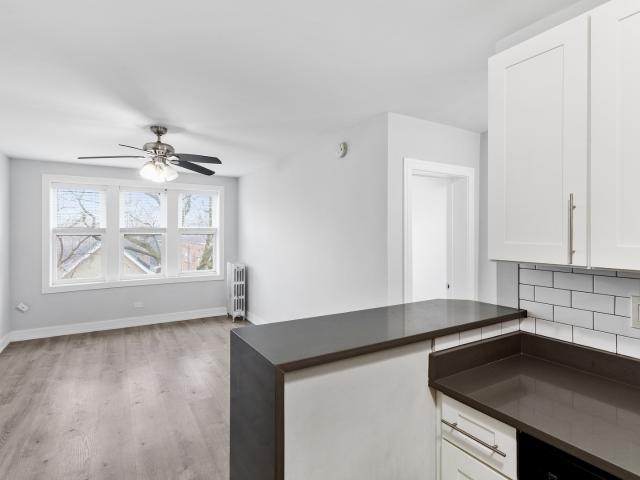 1521 W Sherwin Ave, Unit 507, Chicago, IL 60626 | Compass