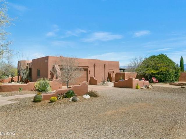 1521 W Via Ventajosa, Sahuarita, AZ 85629