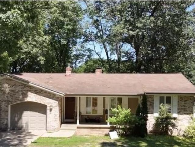 1521 Woodhill Ct SW, Wyoming, MI 49509